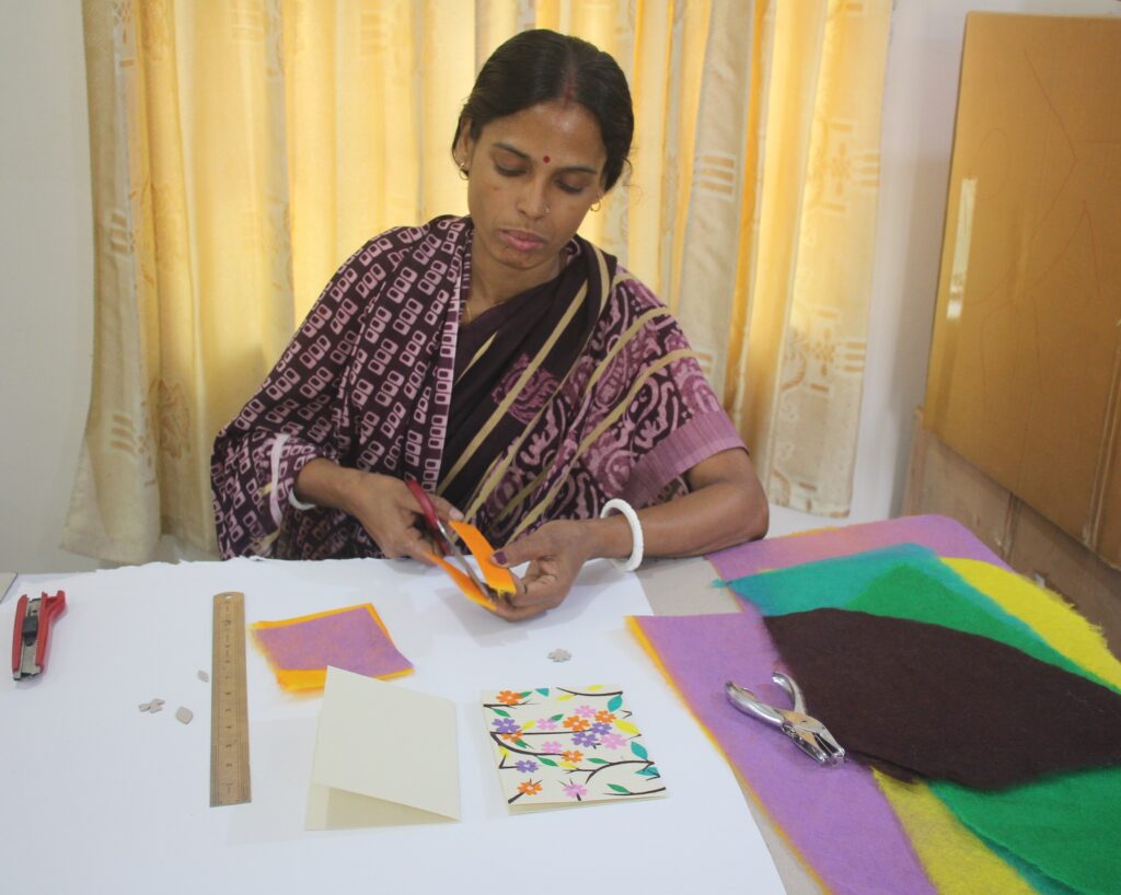 Jute Paper Floral Cards with Box - FairTrade Caravans